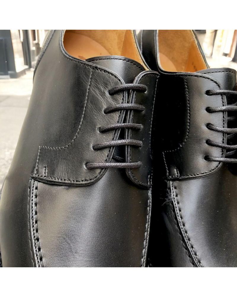 Derbie Berwick 3566 - Élégance intemporelle en cuir noir