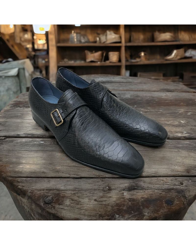 Center 51 Buckle Shoe 12250, Black Python print Leather