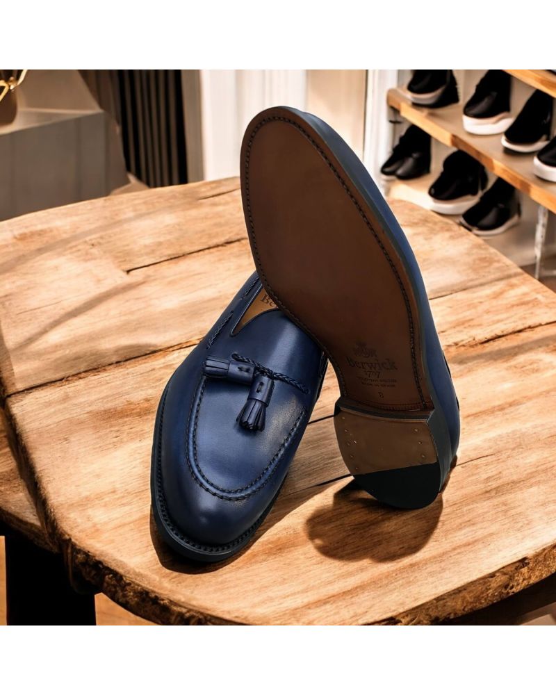 Berwick Mocassin à pompons 4340, cuir bleu marine, cousu Goodyear