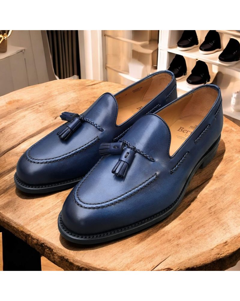 Berwick Mocassin à pompons 4340, cuir bleu marine, cousu Goodyear
