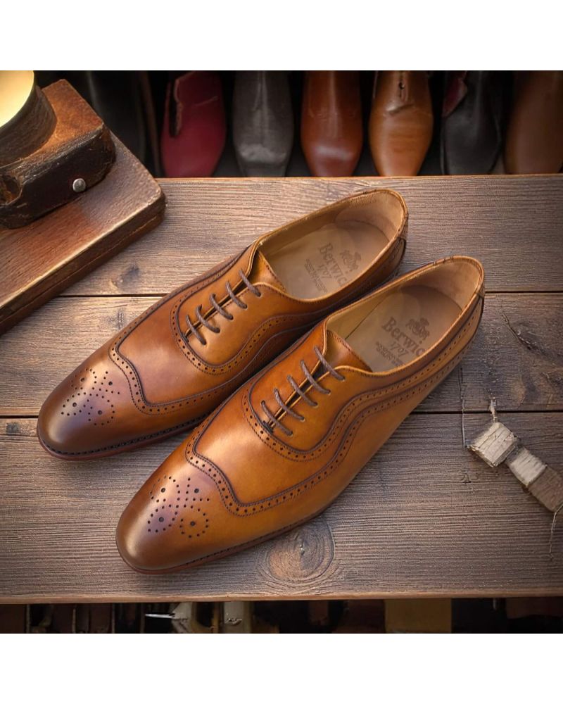 Berwick Oxford 2711 Brogue Brown Leather | Goodyear Welted